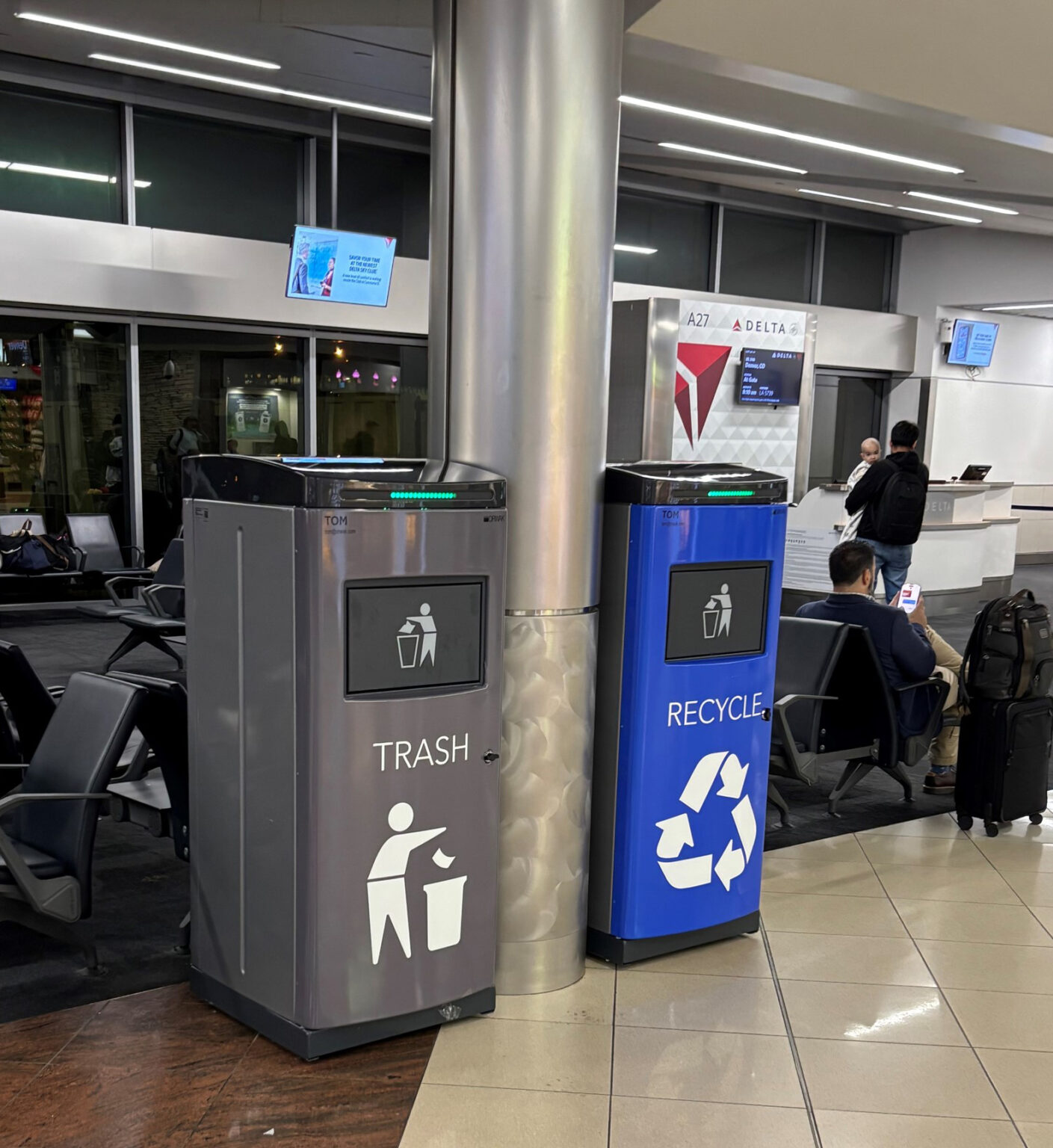 Managing Waste in High-Traffic Multi-Use Spaces: Best Practices & Smart ...
